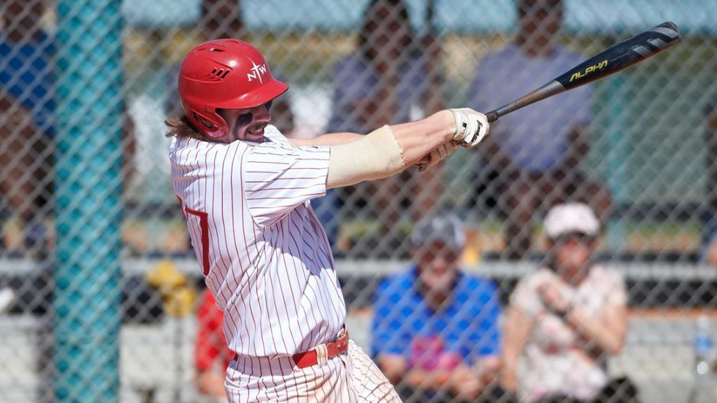 Colton Harold receives GPAC and NAIA recognition – Beacon