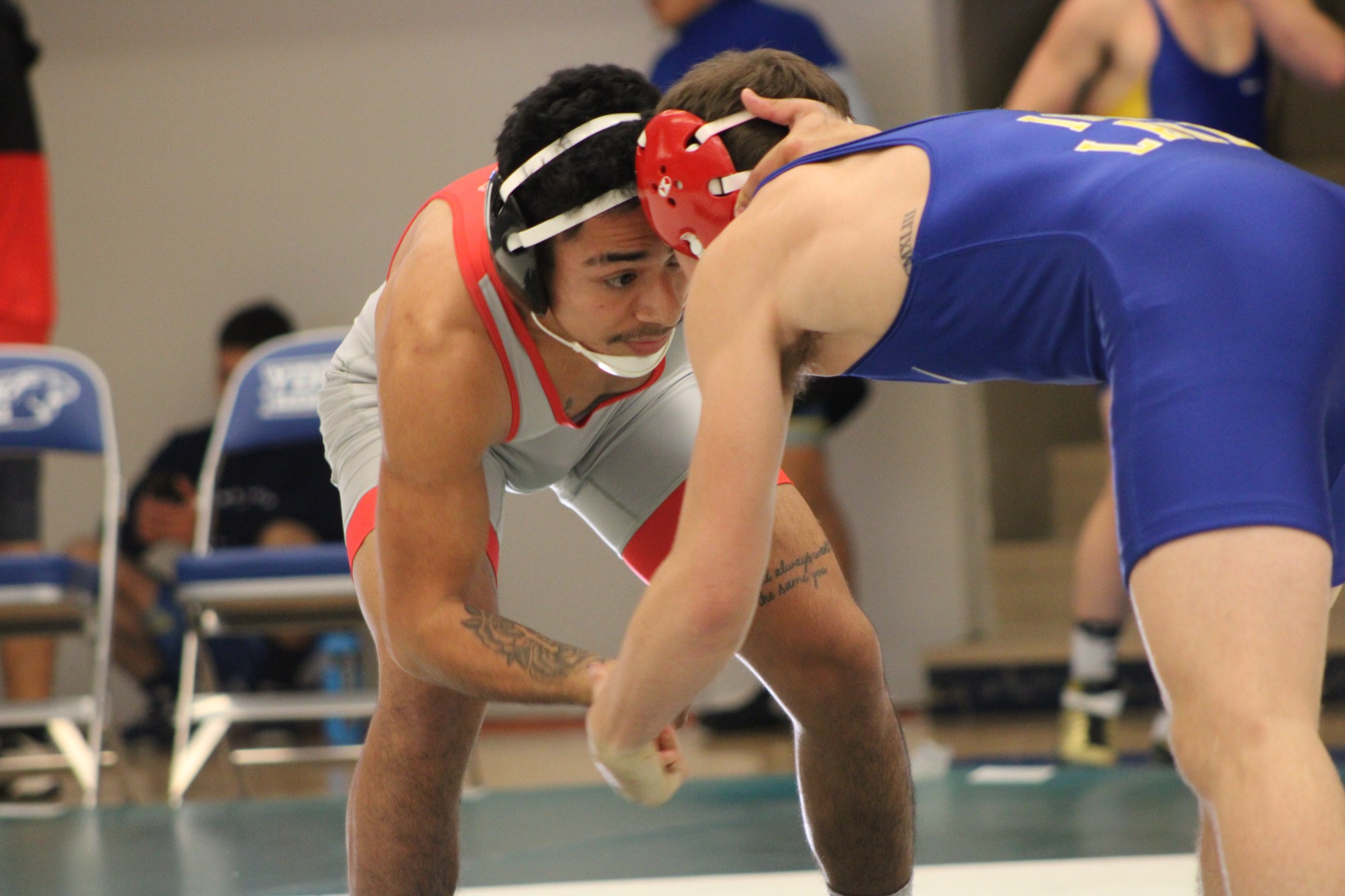 Fall-ing in love with winter wrestling – Beacon