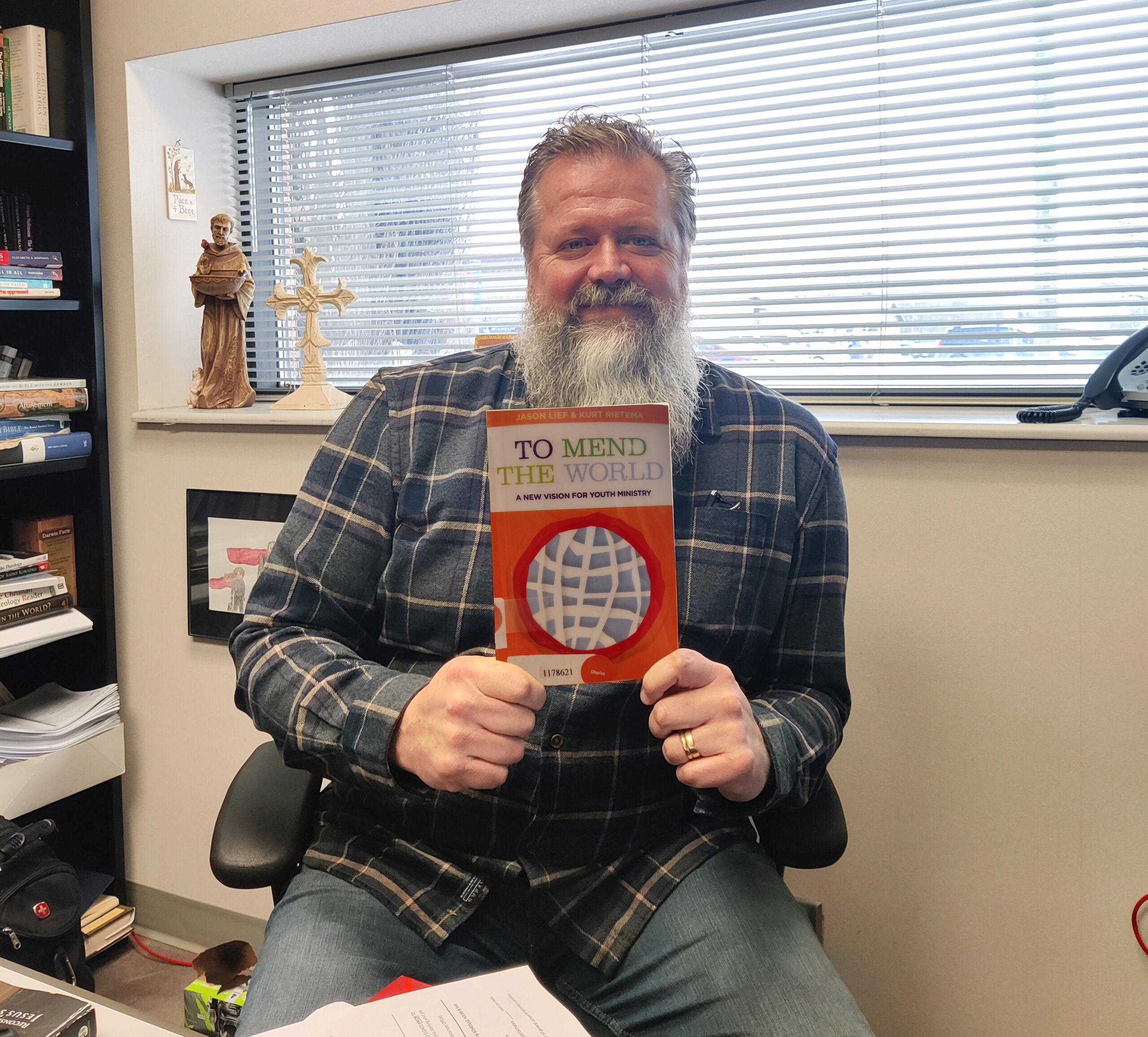 Dr. Lief explores the future of youth ministry – Beacon