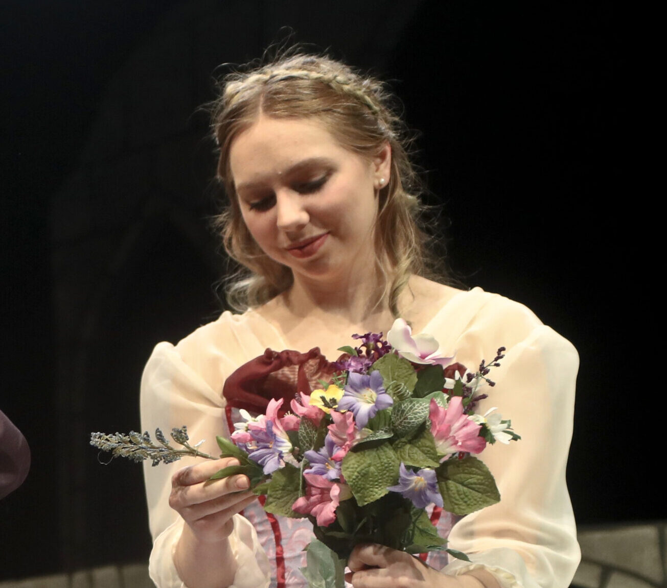 Senior spotlight: double major Elliana Zerr – Beacon